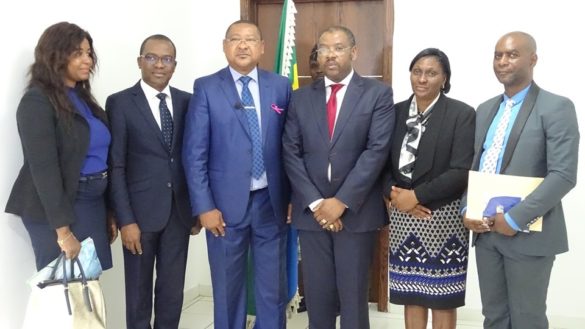 Lutte contre la pauvreté : Finam Gabon facilite l’accès aux ...