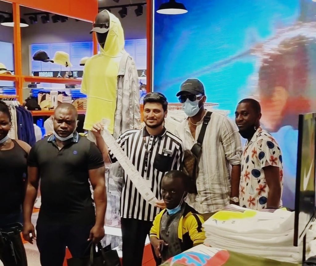 La Team Sean Bridon visite Dubaï grâce à leur « producteur qui ne ...