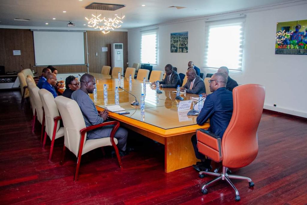 Gabon Transition : Citi Bank prête à accompagner la » reconstruction ...