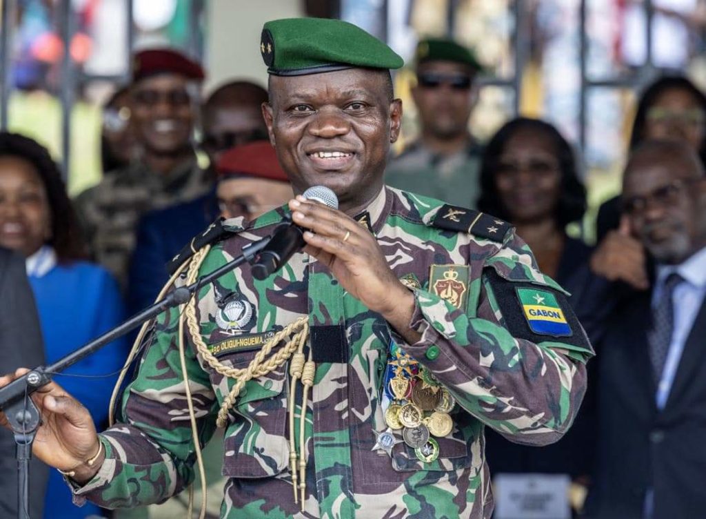 Makokou: Oligui Nguema annonce la prise en charge de la formation de 50 ...