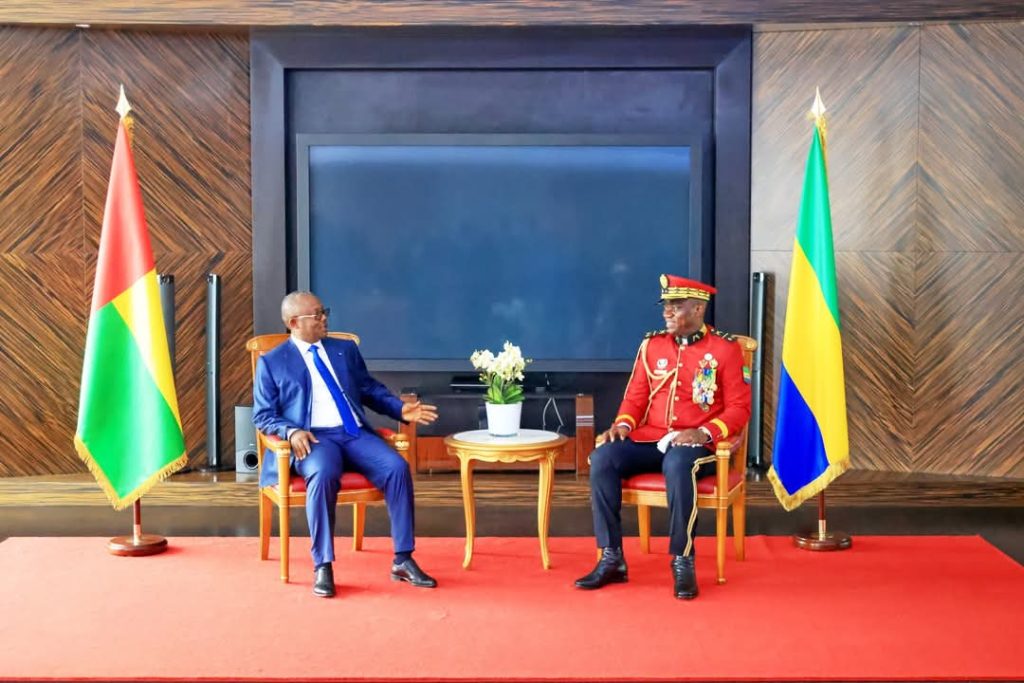 Diplomatie : Umaro Sissoco Embaló reçu par Oligui Nguema – Focus Groupe ...