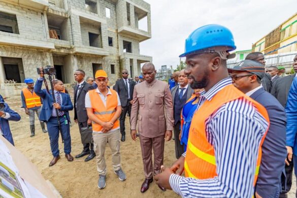 Gabon- Lycée Léon Mba : Oligui Nguema en «chef de chantiers » pour une ...